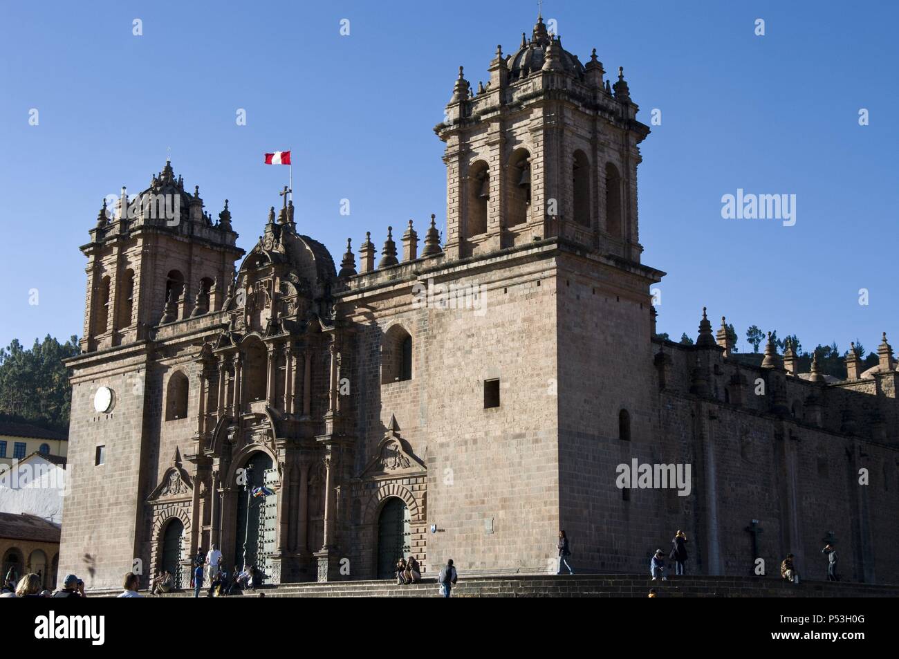 Edificio peru hi-res stock photography and images - Alamy
