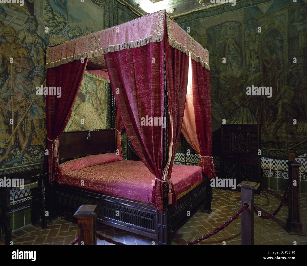 Cama de reyes hi-res stock photography and images - Alamy