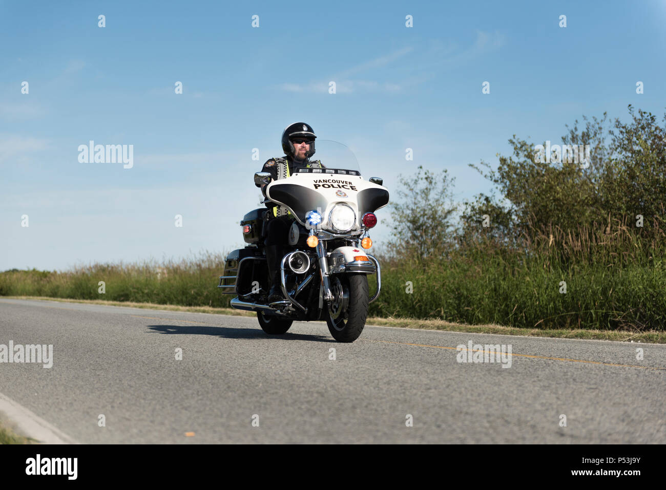 Rcmp officer hi-res stock photography and images - Alamy