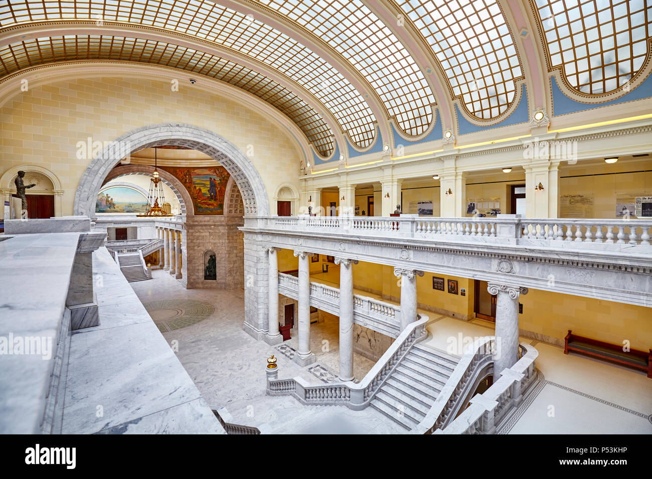 Interior state capitol utah marble hi-res stock photography and images ...
