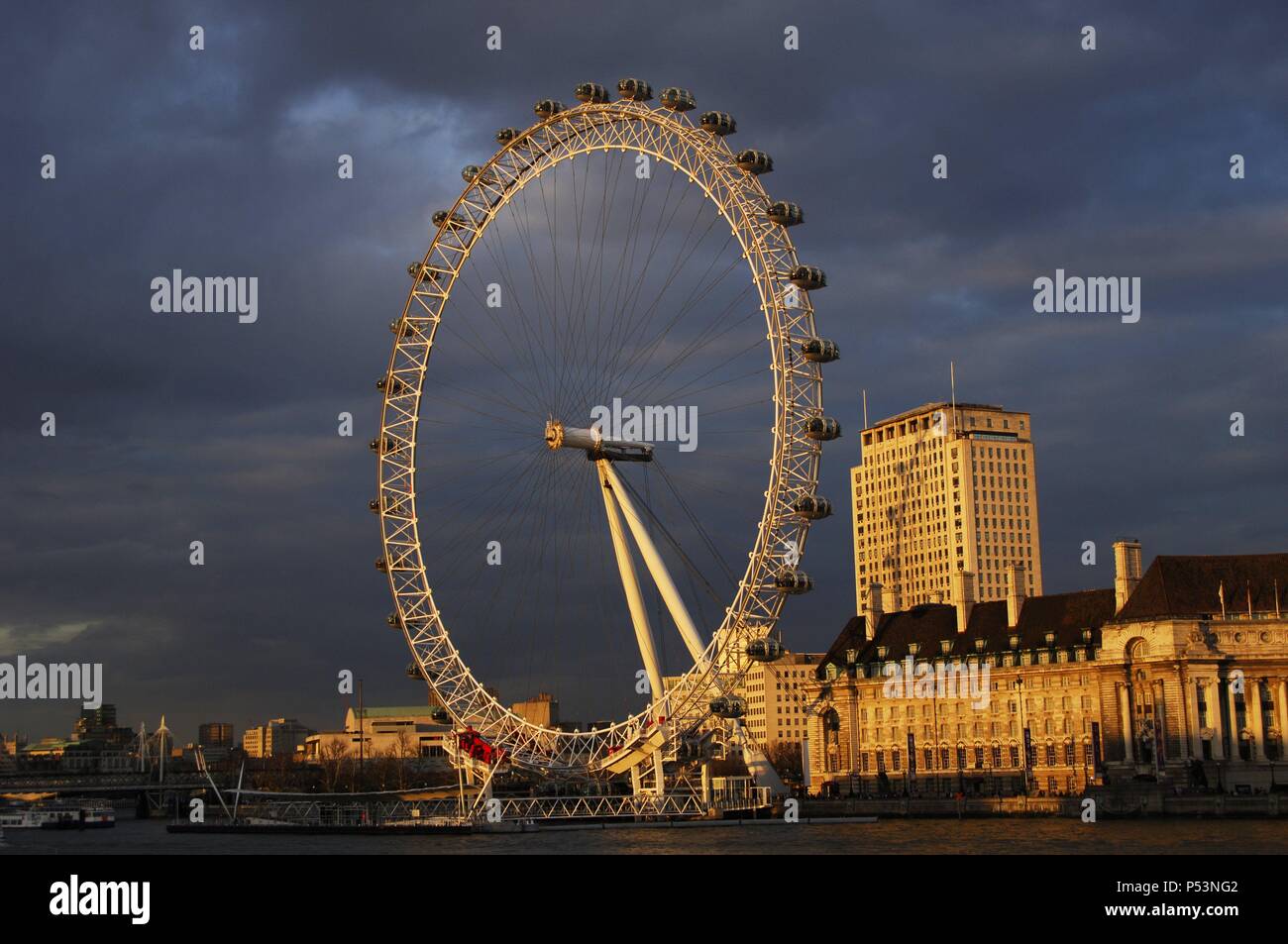 Ships compass 20th hi-res stock photography and images - Alamy