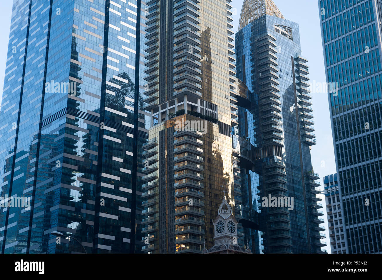 Singapore land tower hi-res stock photography and images - Alamy