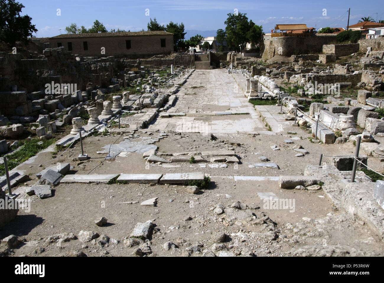 ARTE GRIEGO. GRECIA. RUINAS DE CORINTO. Vista parcial del recinto ...