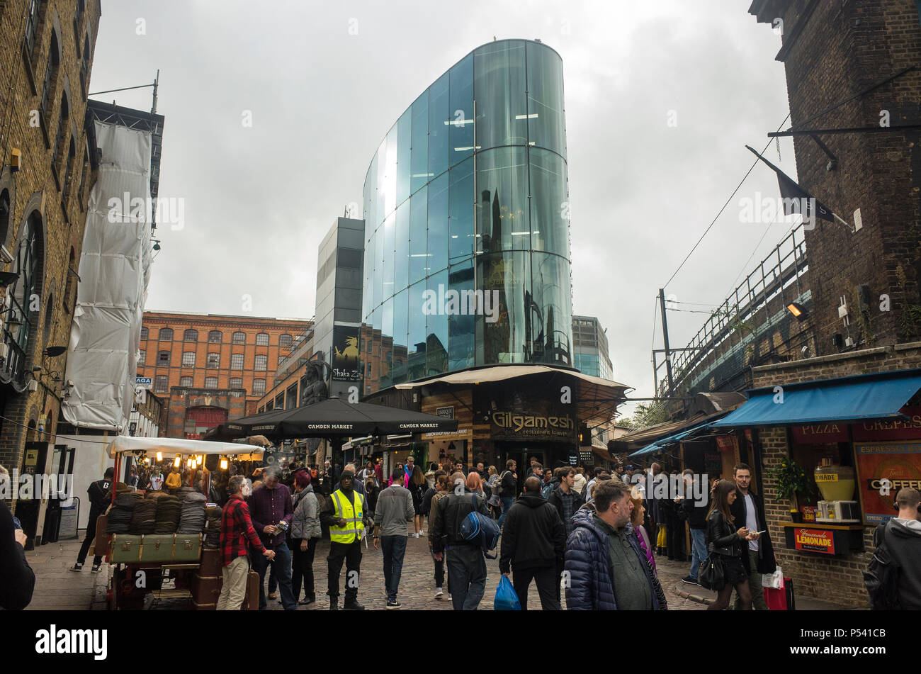 Nice london houses hi-res stock photography and images - Alamy