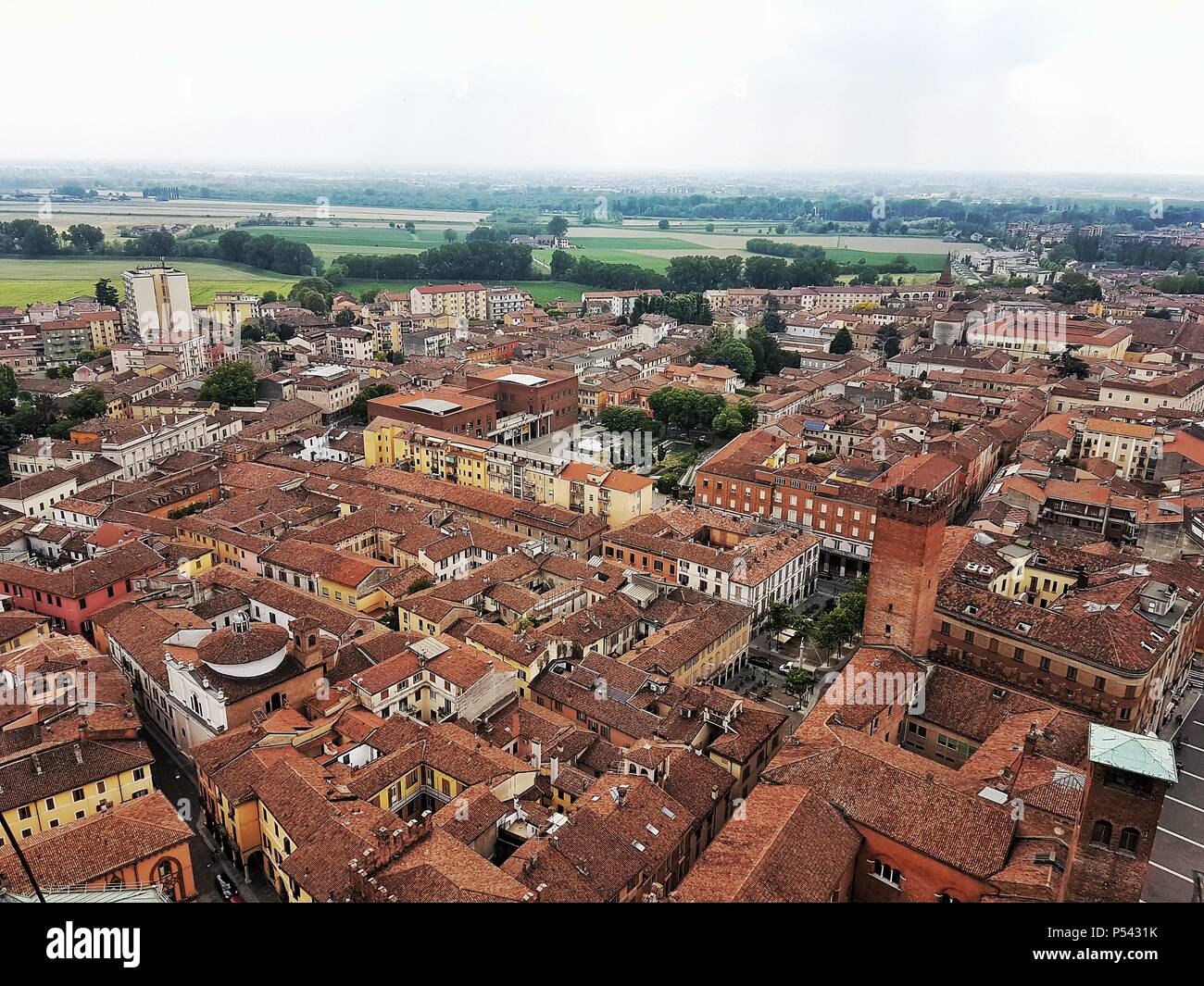 Cremona city square hi-res stock photography and images - Alamy