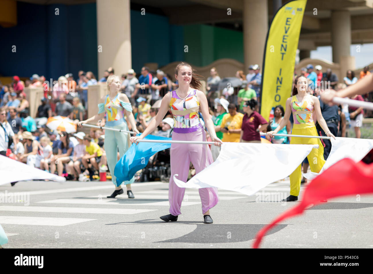 State gymnastics festival hi-res stock photography and images - Alamy