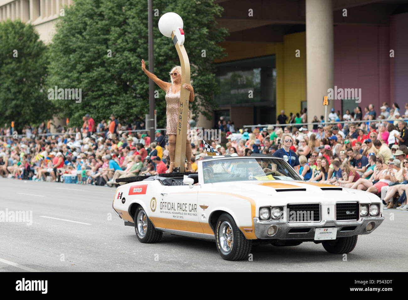 Top down motorsport hi-res stock photography and images - Alamy