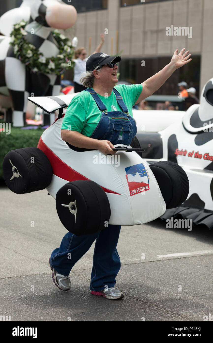 Sports car float hi-res stock photography and images - Alamy