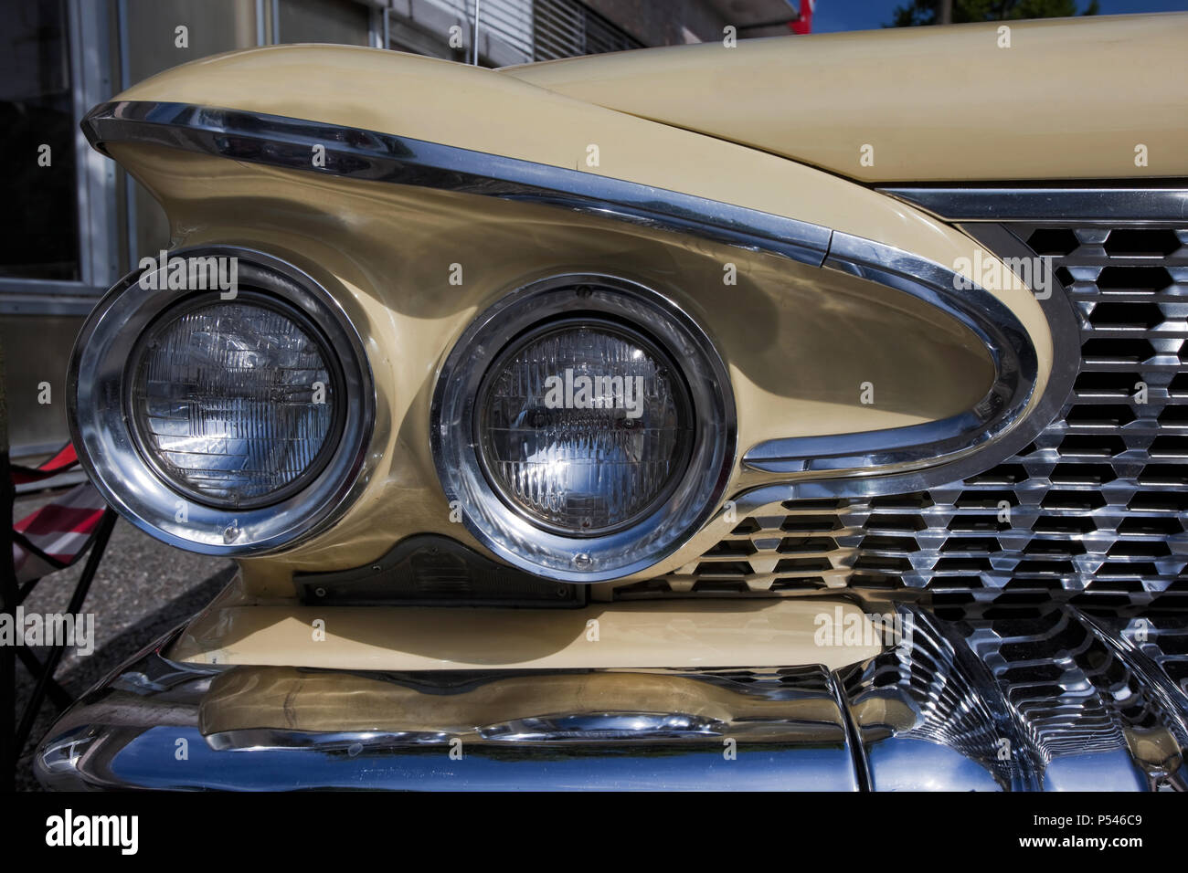 Car front detail hi-res stock photography and images - Alamy