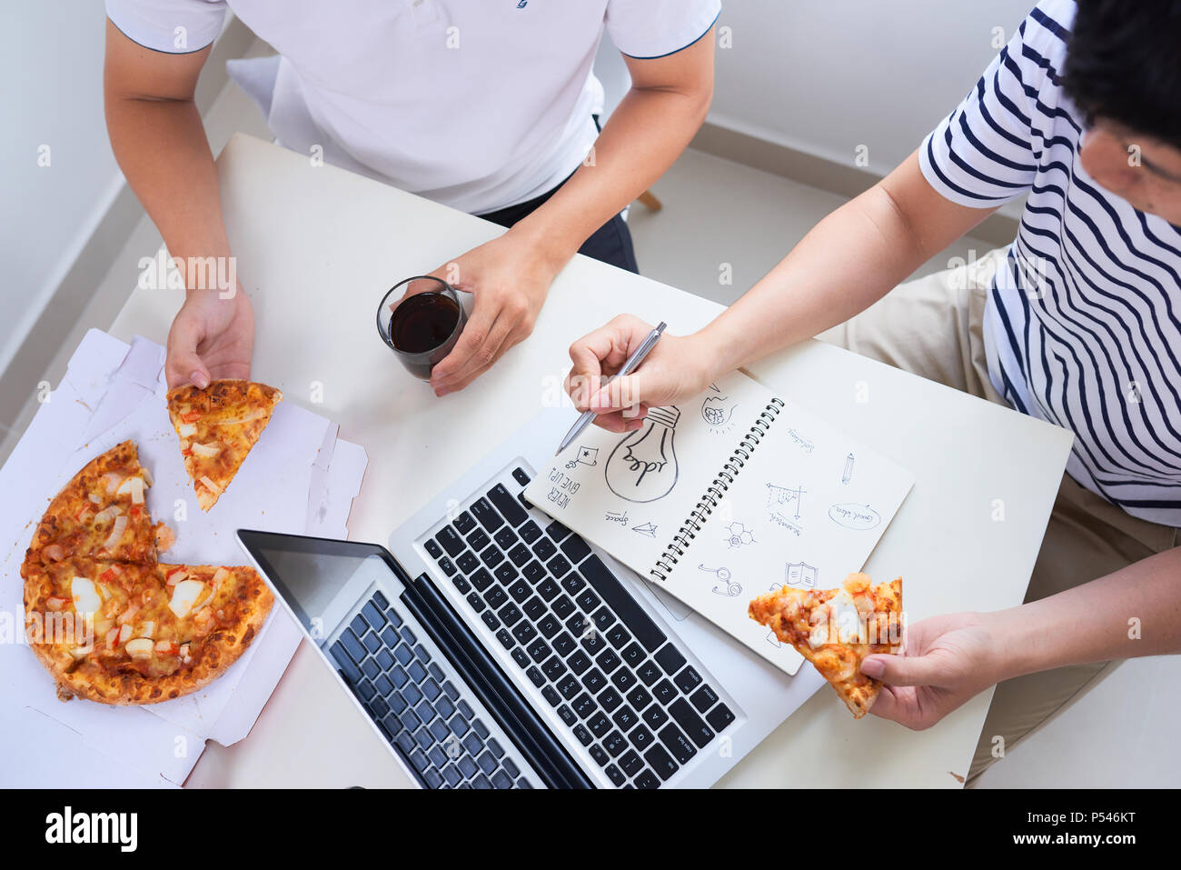 Food eating at informal meeting hi-res stock photography and images - Alamy