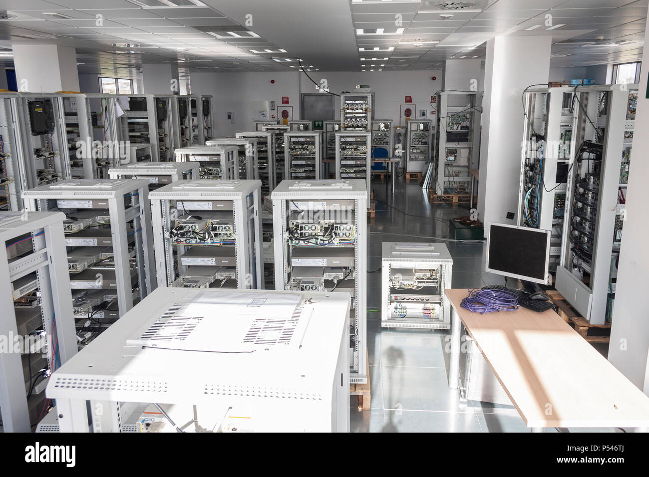 Servers Farm in a Data center Stock Photo - Alamy