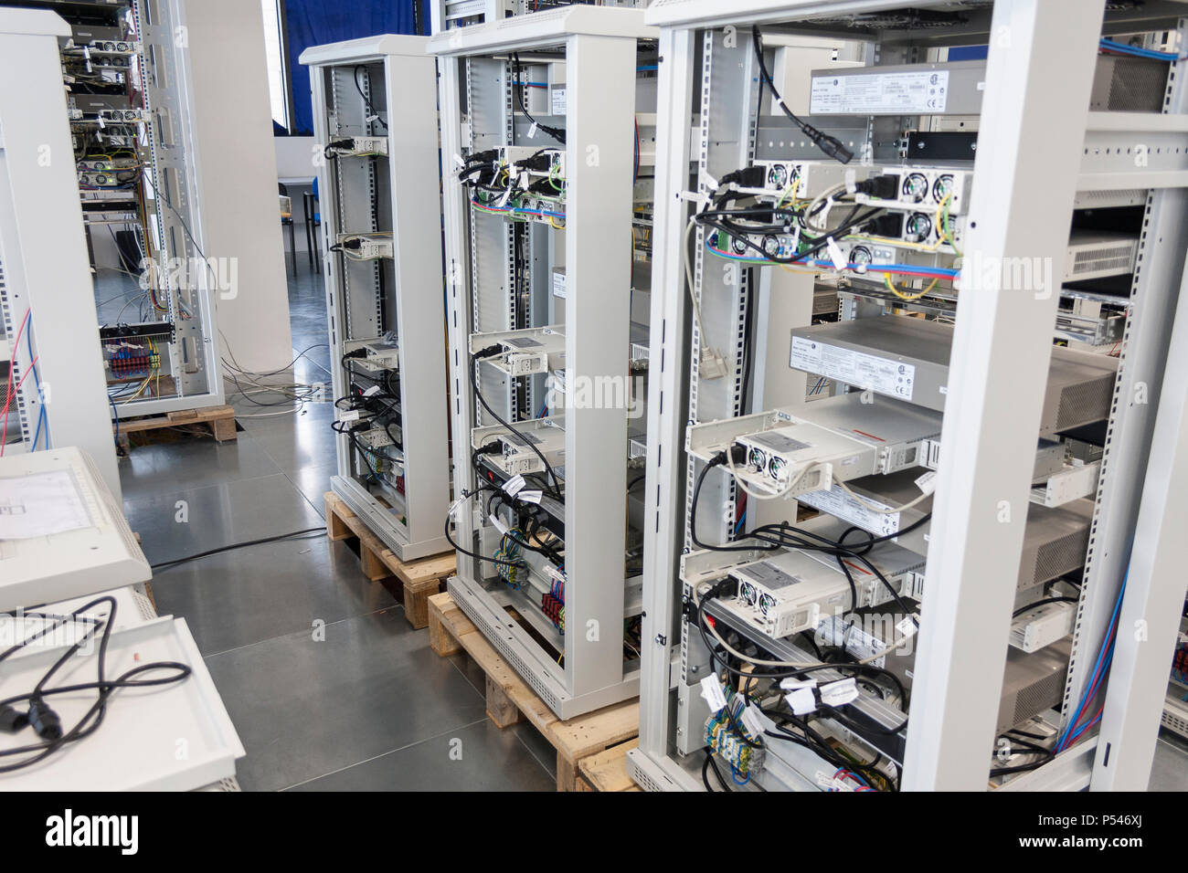 Servers Farm in a Data center Stock Photo - Alamy