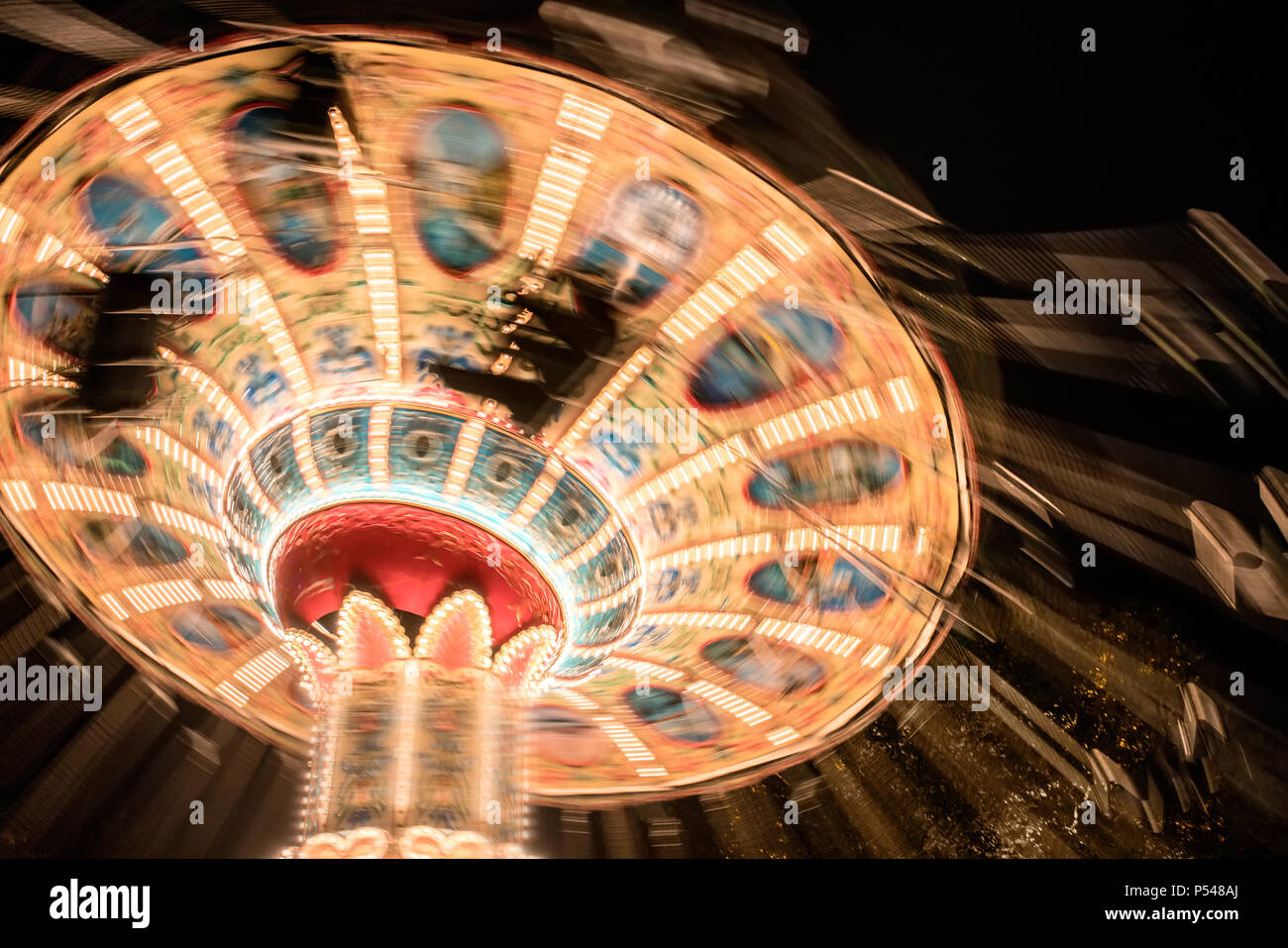 Retro in motion hi-res stock photography and images - Alamy