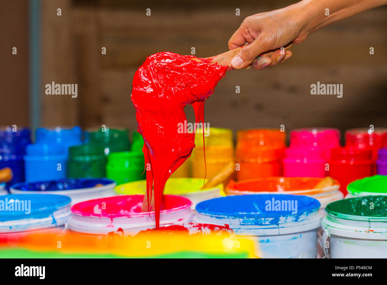 Scoop red plastisol ink out hi-res stock photography and images - Alamy