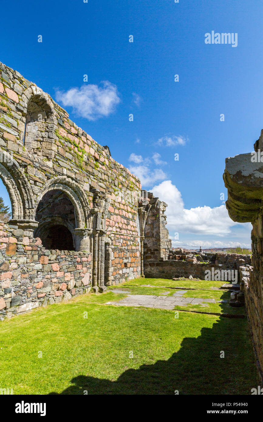 Medieval nunnery hi-res stock photography and images - Alamy