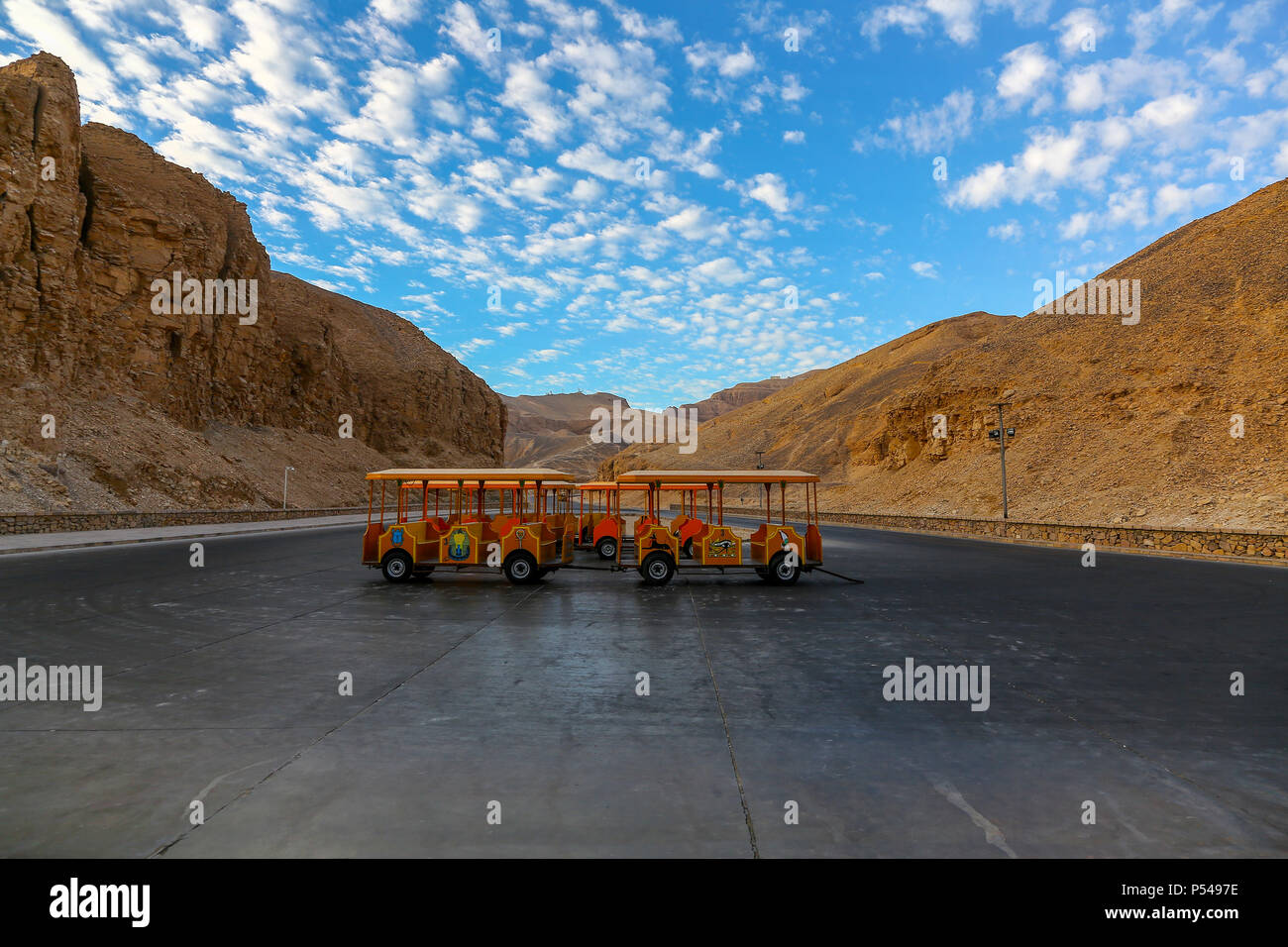 Ancient egypt transport hi-res stock photography and images - Alamy