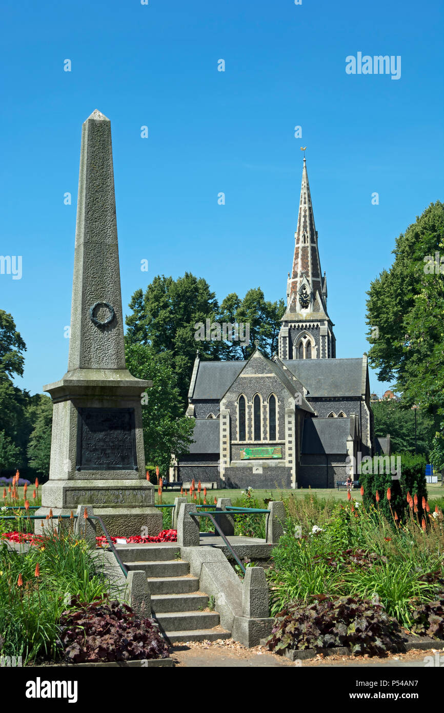 chiswick war memorial and christ church turnham green, chiswick, london ...