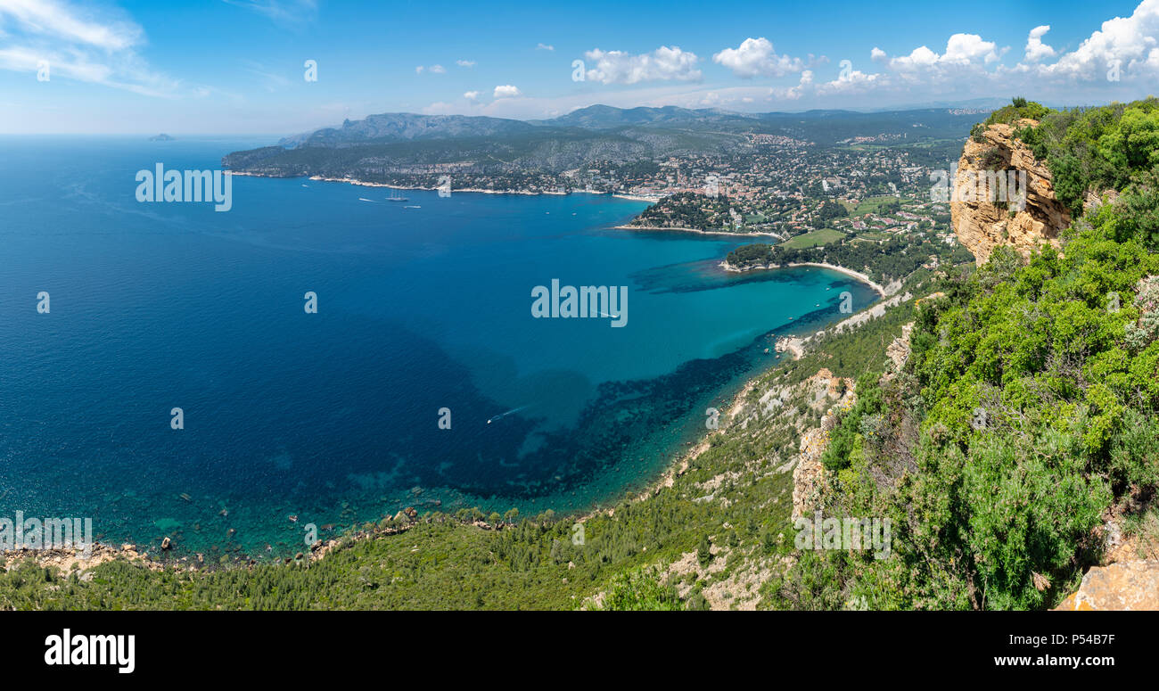 Cassis provence hi-res stock photography and images - Alamy