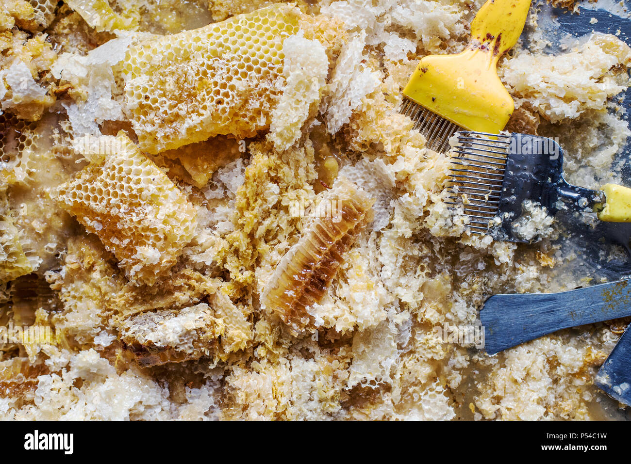 Honeycomb candles hi-res stock photography and images - Alamy