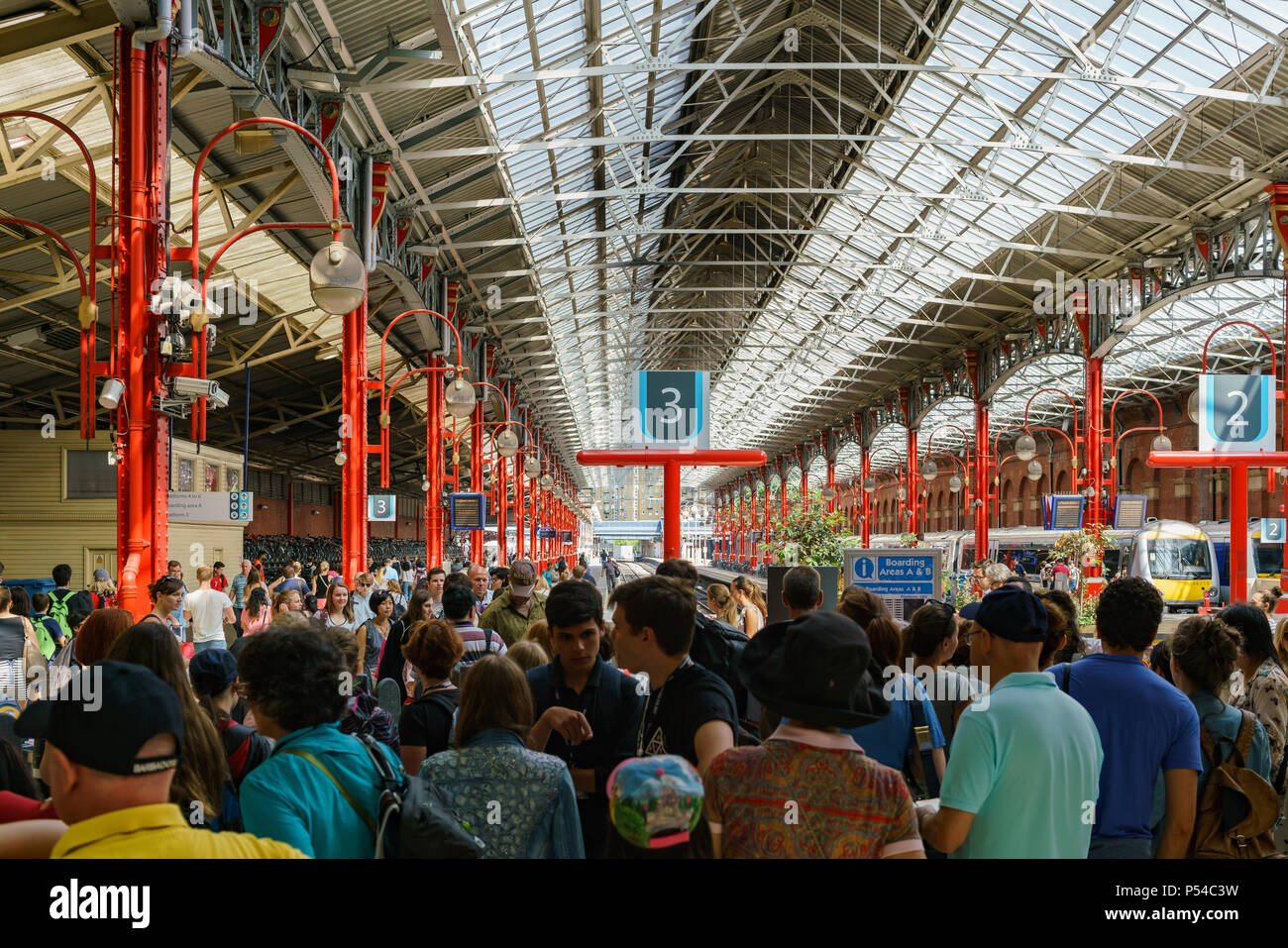 Marylebone Station High Resolution Stock Photography and Images - Alamy