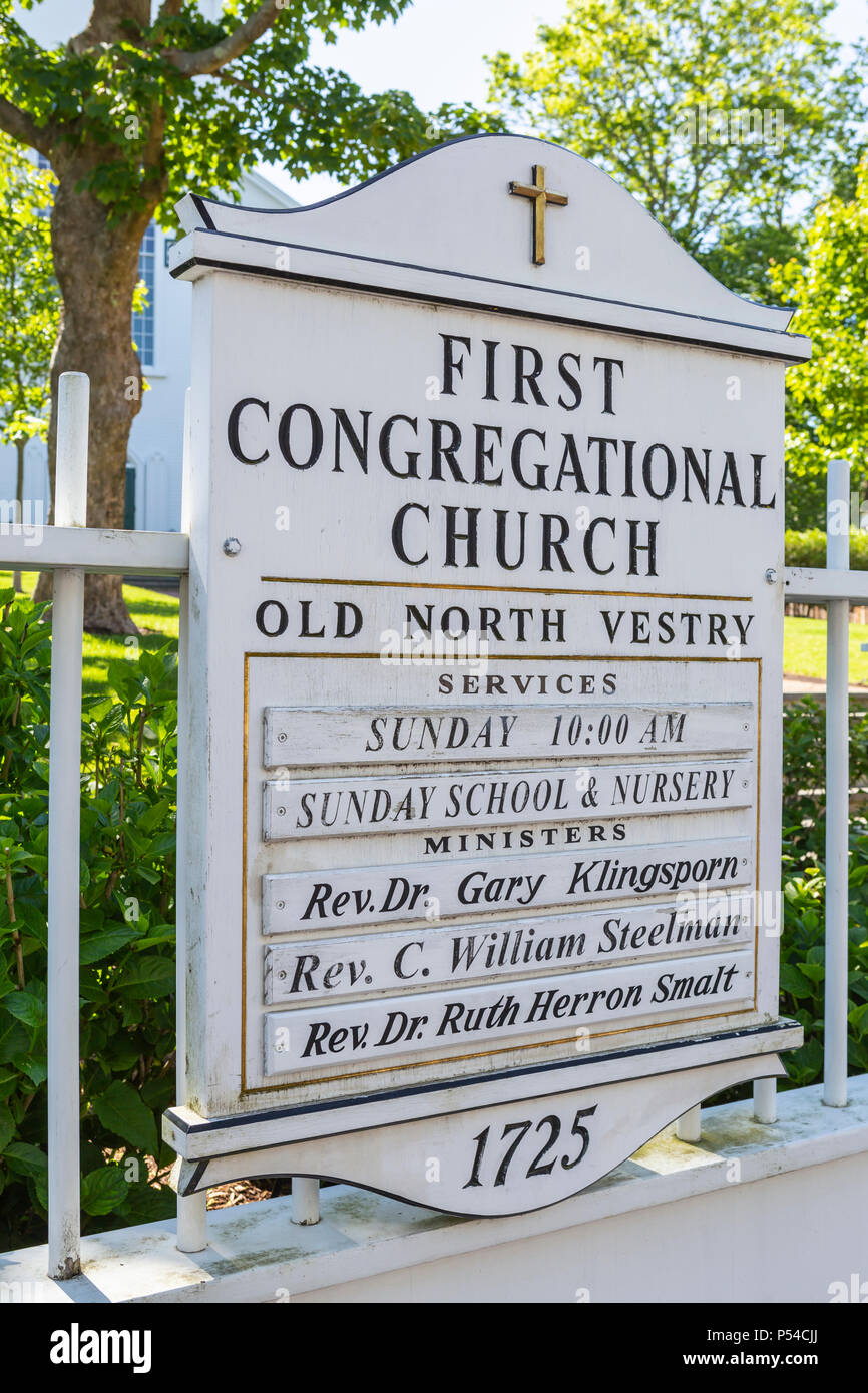 Nantucket signs hi-res stock photography and images - Alamy