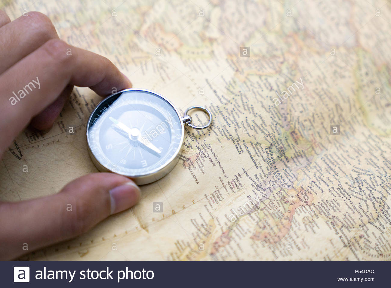 Nautical Compass Stock Photos & Nautical Compass Stock Images - Alamy