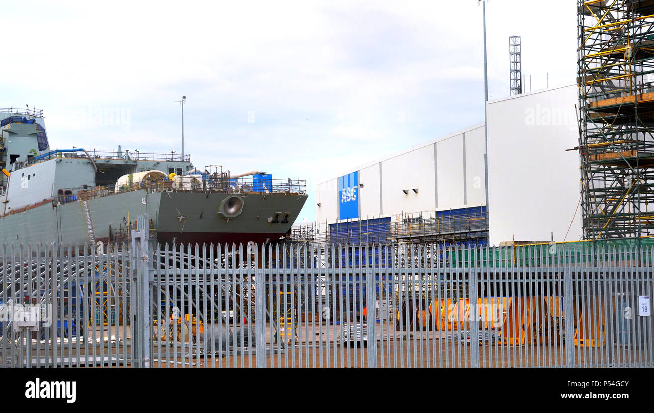 Australian navy ship construction hi-res stock photography and images ...