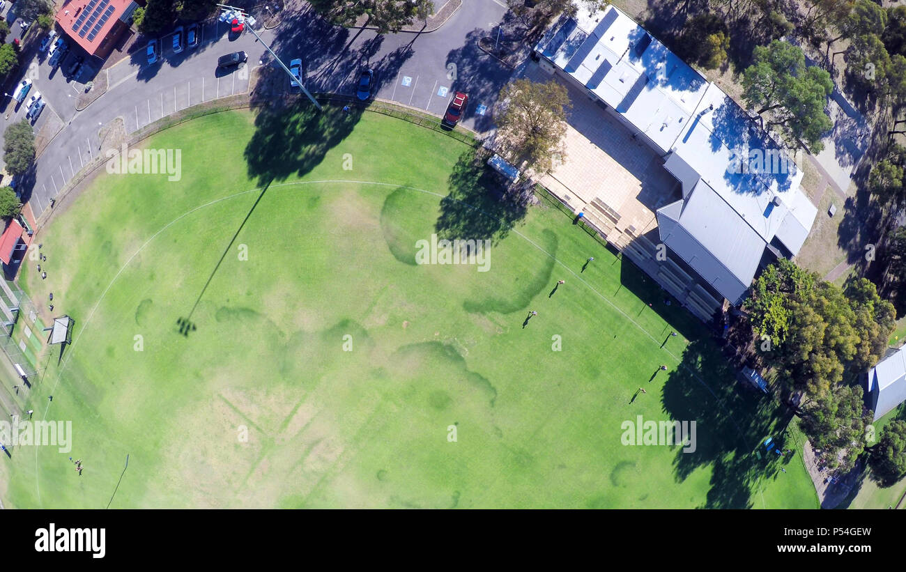 Australian football goal posts hi-res stock photography and images - Alamy