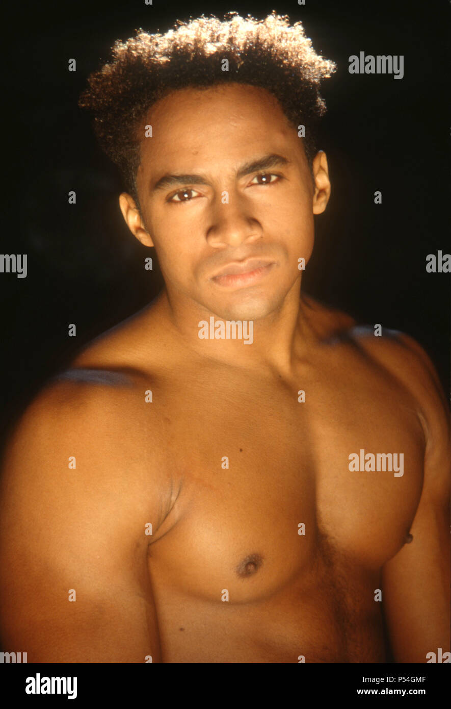 LOS ANGELES, CA - NOVEMBER 30: (EXCLUSIVE) Actor Izzy Assencoa, aka ...