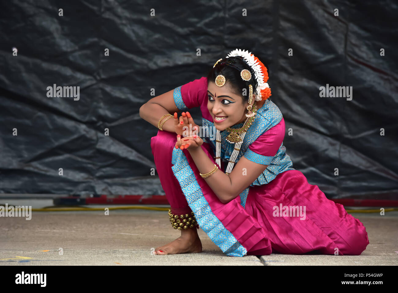 Rath yatra dance hi-res stock photography and images - Alamy