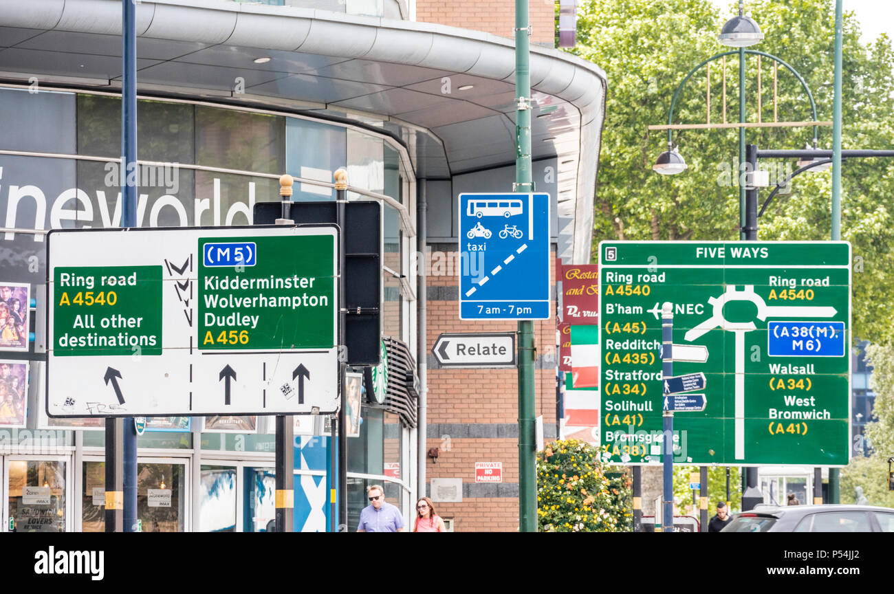 Birmingham island sign roundabout hi-res stock photography and images ...