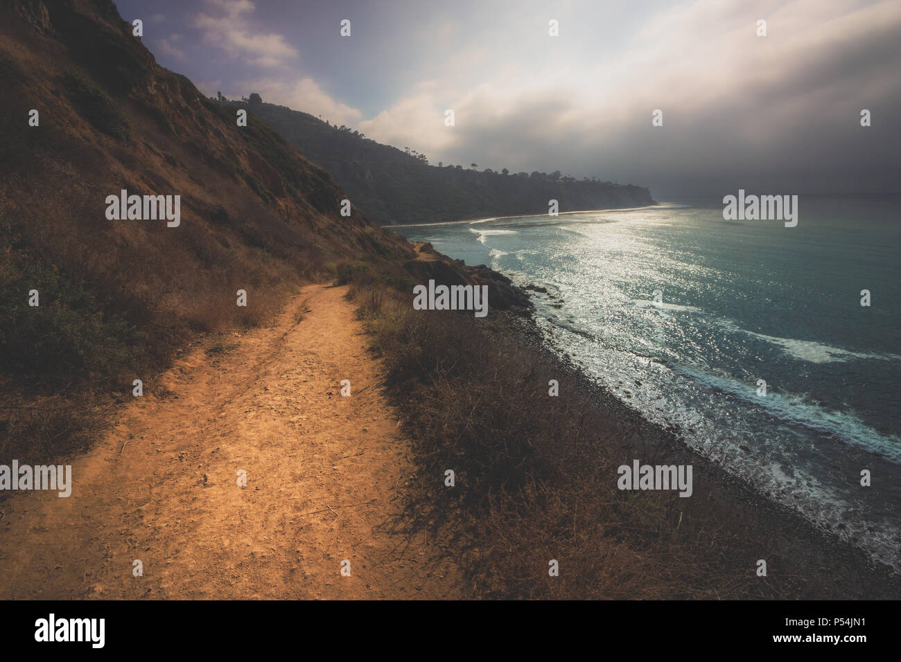 Stunning coastal view of steep Palos Verdes cliffs and hiking trails on ...