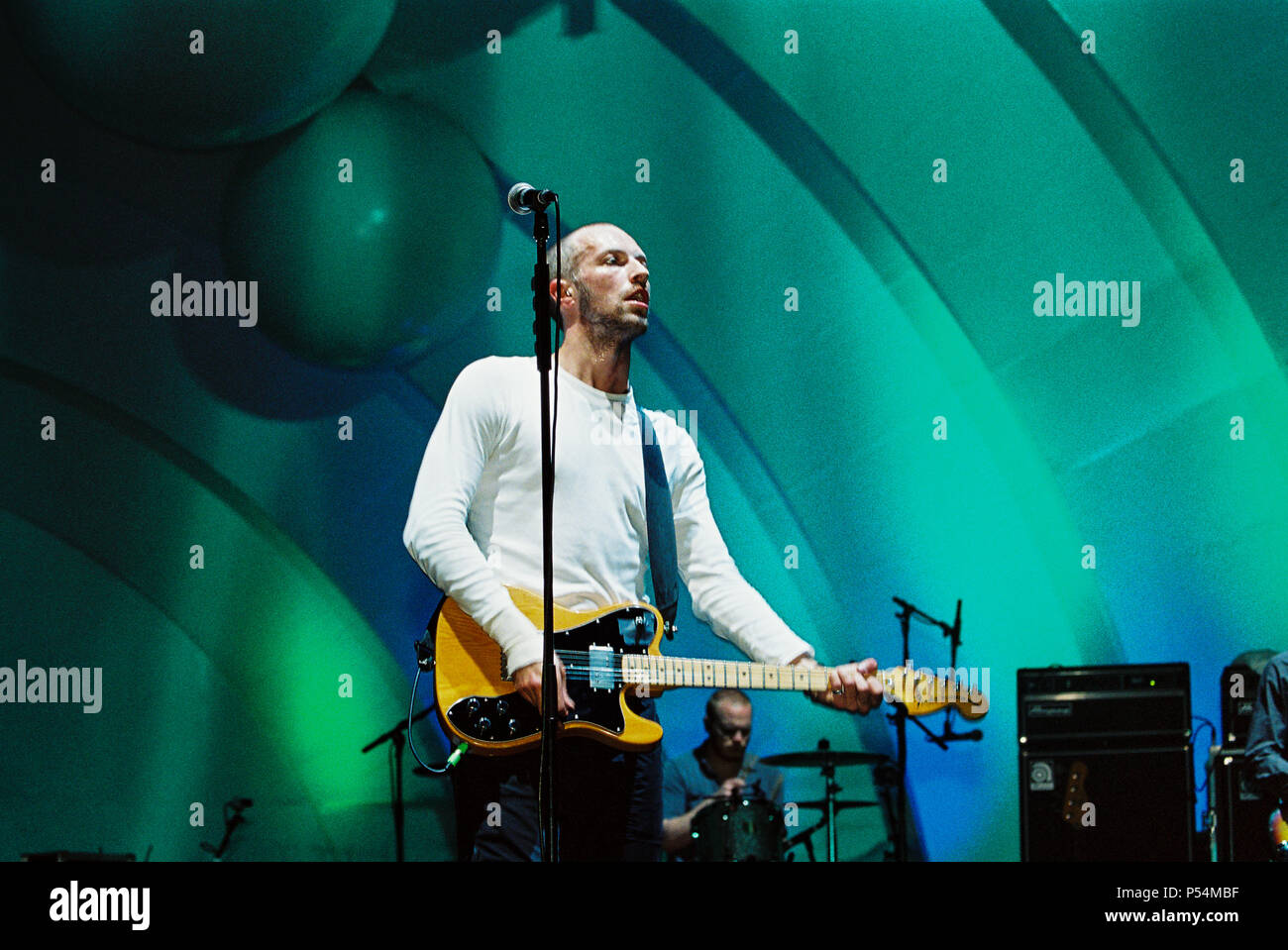 Coldplay performing at the Hollywood Bowl 31st May 2003, Los Angeles ...