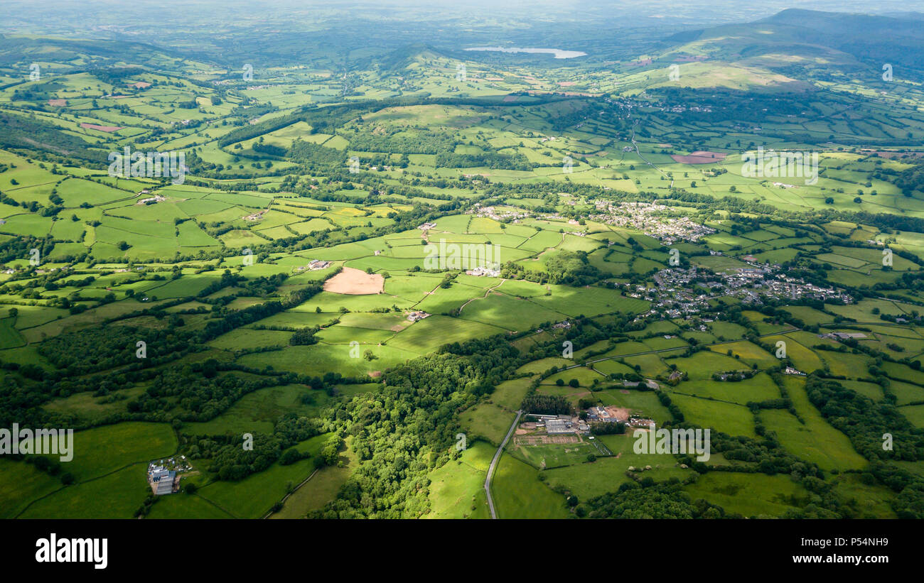 Farming agriculture mid wales landscape hi-res stock photography and ...