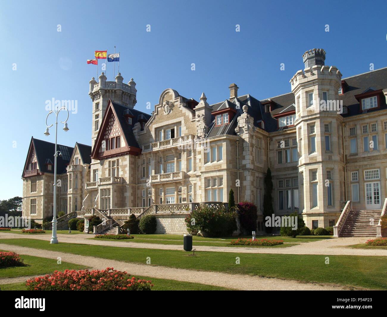 CANTABRIA. SANTANDER. Vista parcial del PALACIO DE LA MAGDALENA ...