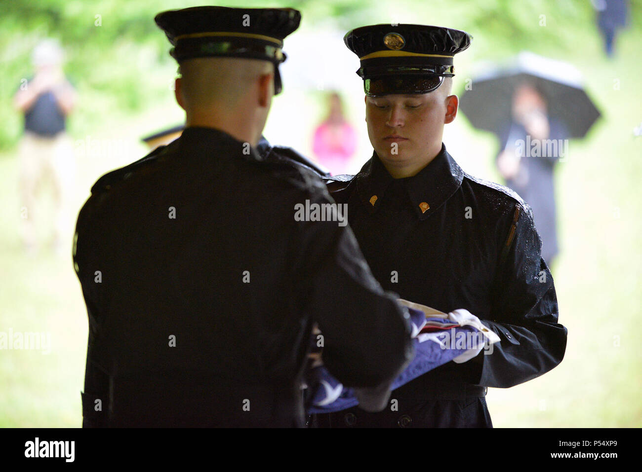 Two Army soldiers from the 3rd United States Infantry Regiment, the Old ...