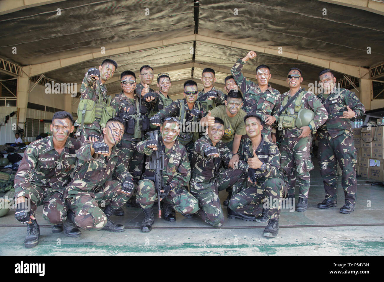 Philippine Soldiers pose for a photo before a hostage rescue scenario ...