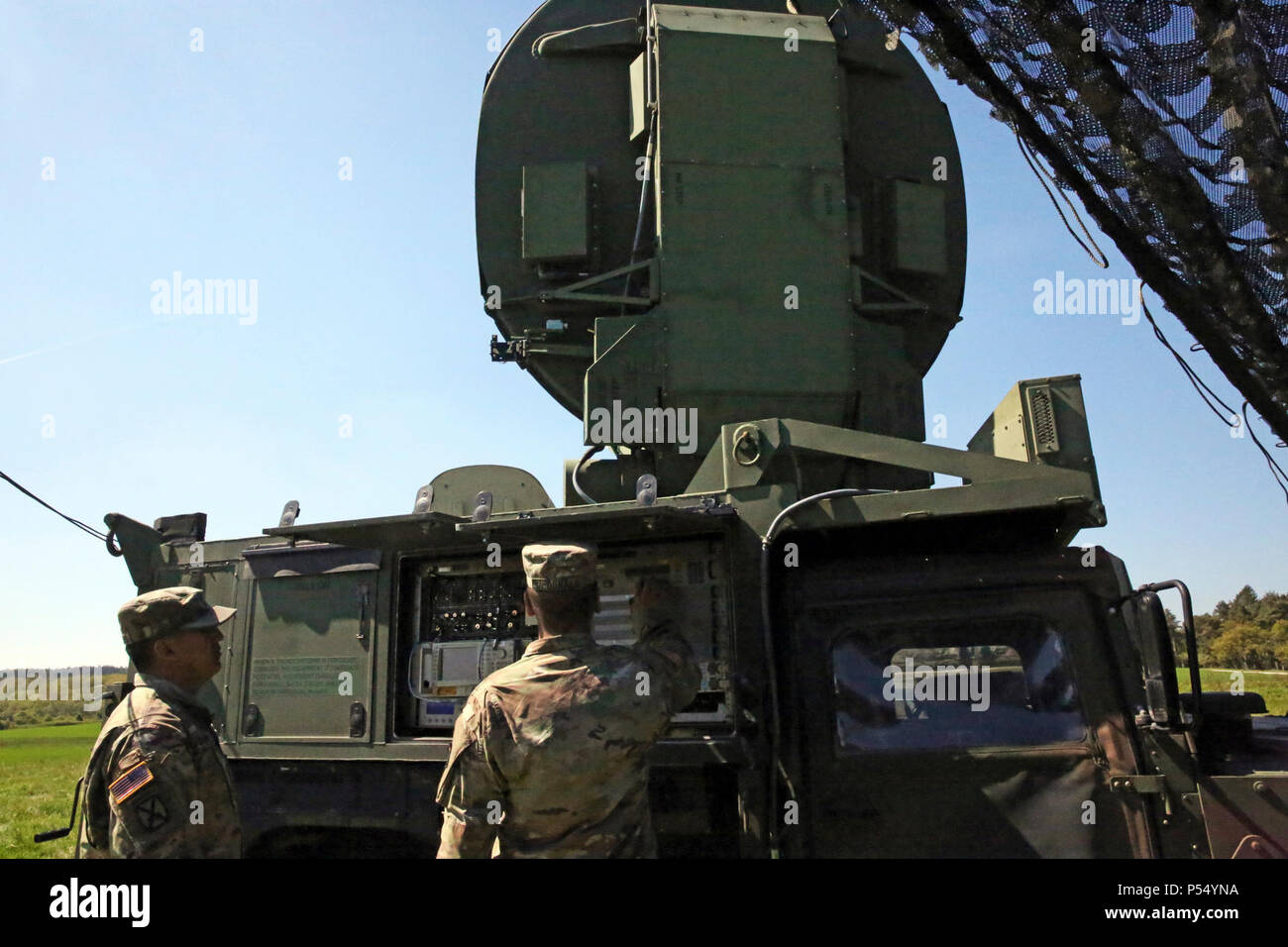 U.S. Army Soldiers assigned to the 44th Expeditionary Signal Battalion, 2nd Theater Signal ...