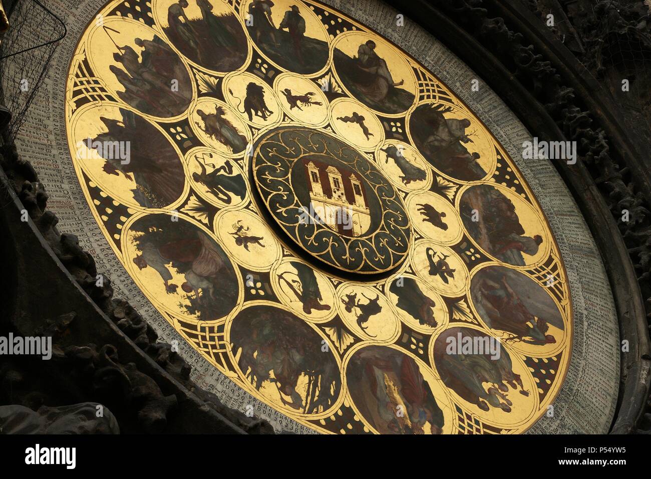 Calendar year overview hi-res stock photography and images - Alamy