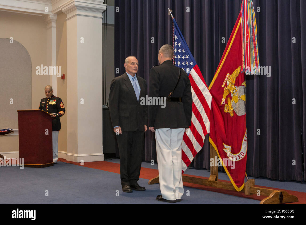 Lt gen robert r ruark hi-res stock photography and images - Alamy