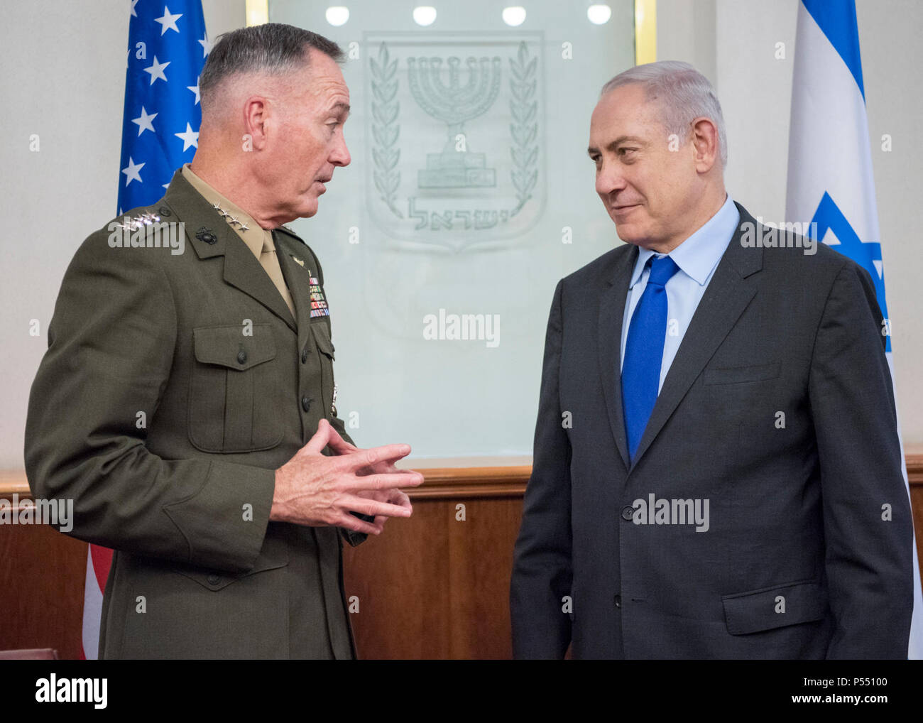 Us marine corps usmc staff hi-res stock photography and images - Alamy