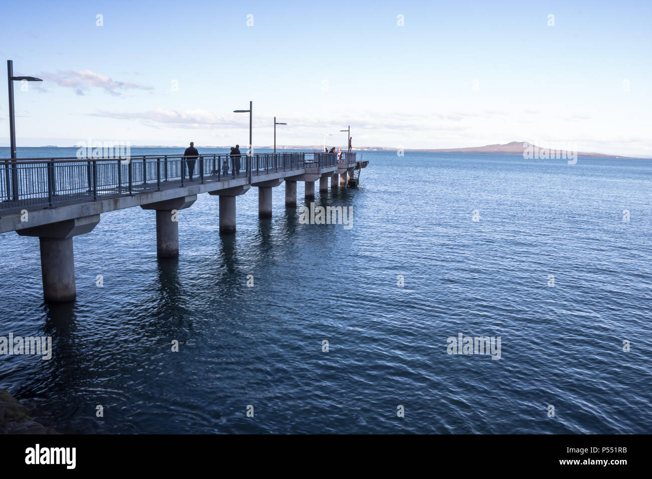 Blue wharf hi-res stock photography and images - Alamy