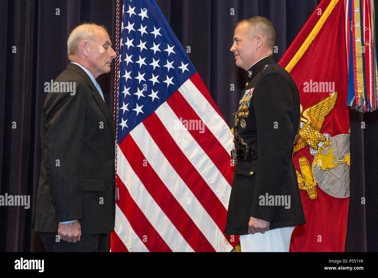 Lt gen robert r ruark hi-res stock photography and images - Alamy