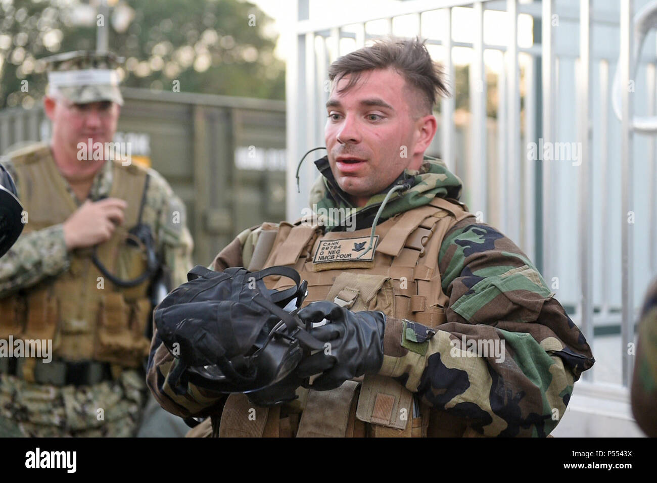 HUNTER LIGGETT, Calif. (May 10, 2017) - Steelworker 3rd Class Justin ...