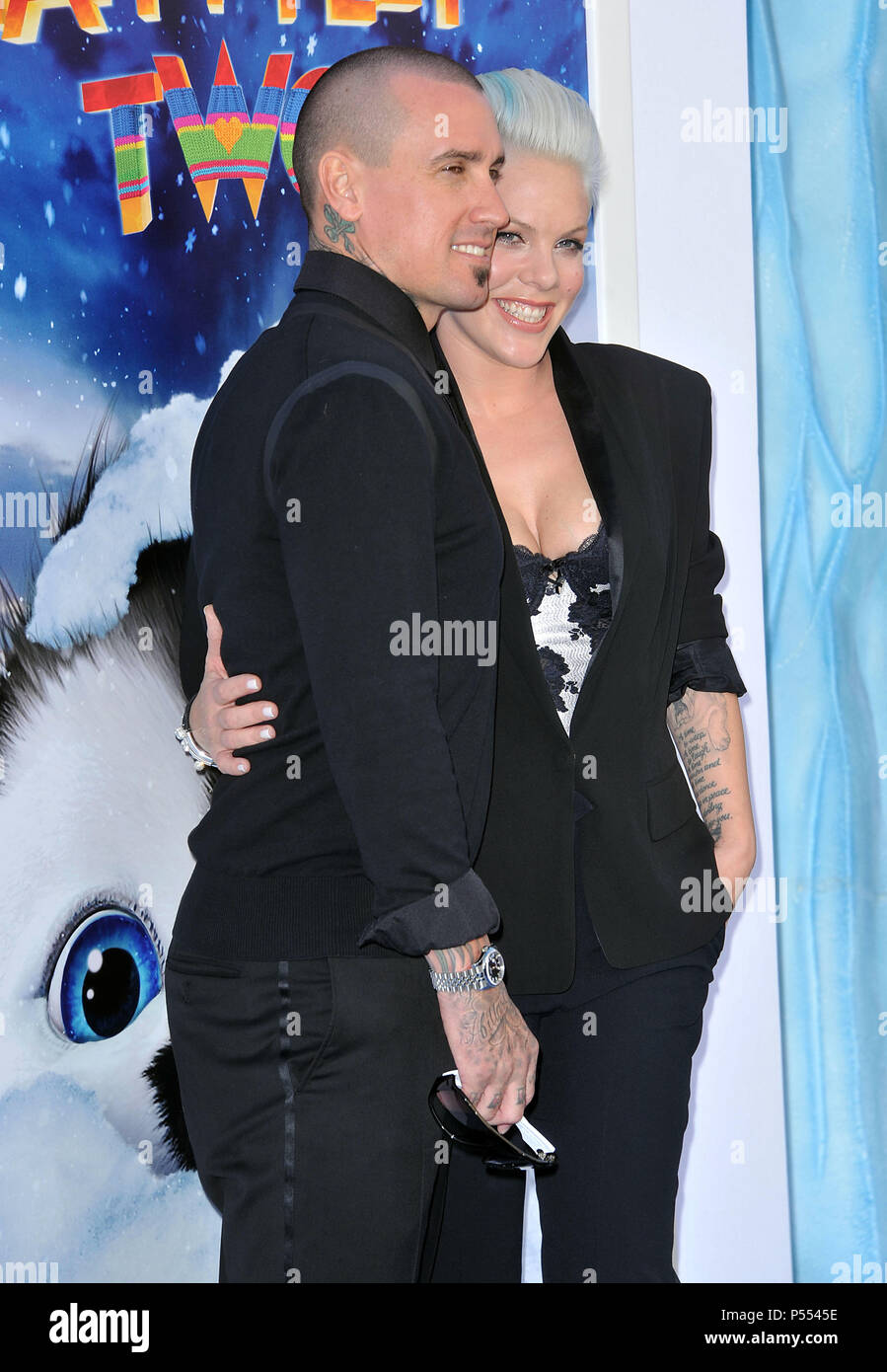 Alecia Beth Moore Husband