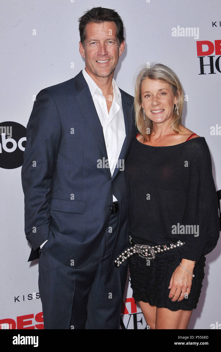 James denton and wife hi-res stock photography and images - Alamy
