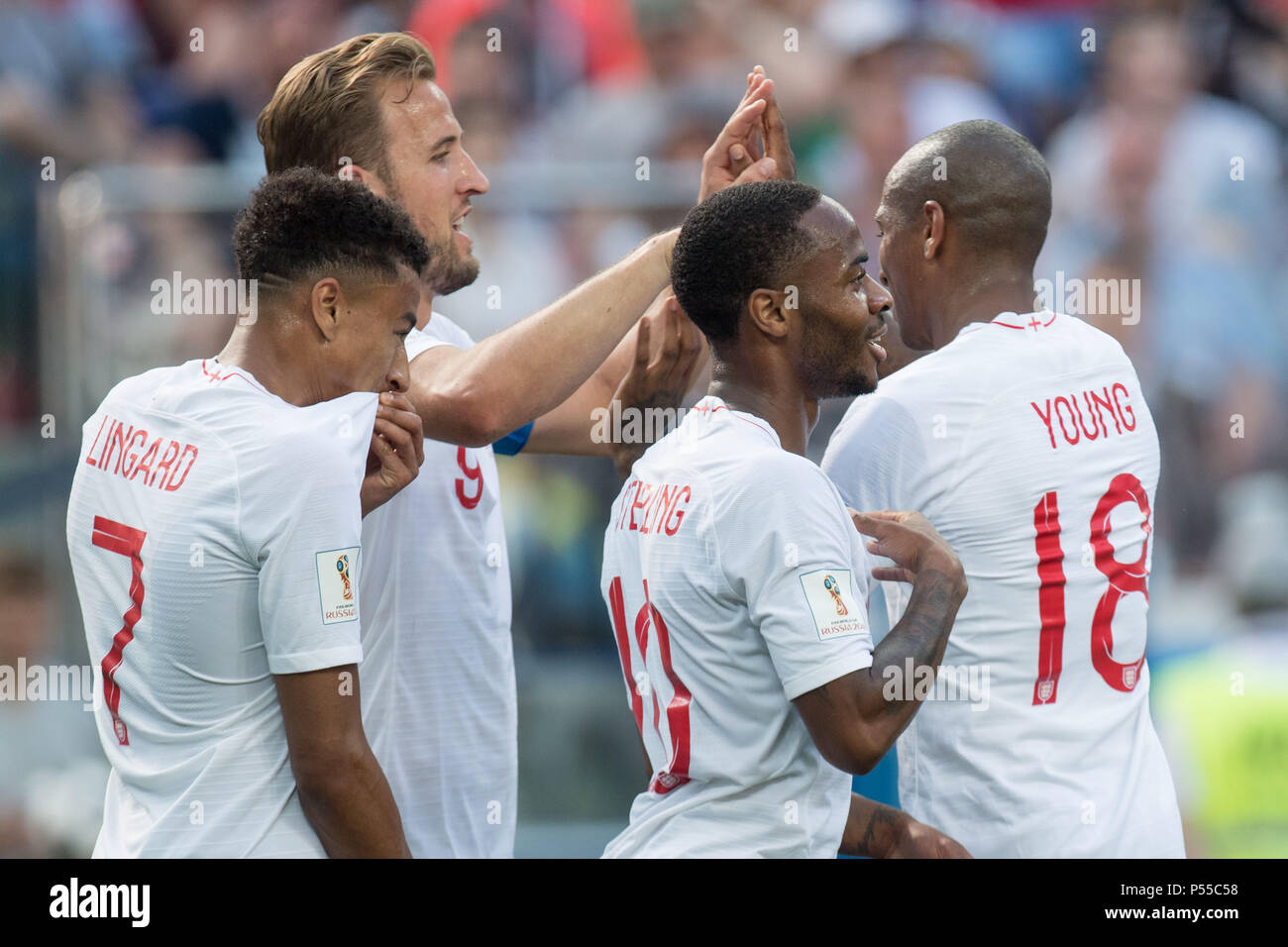 Group half left right football hi-res stock photography and images - Alamy