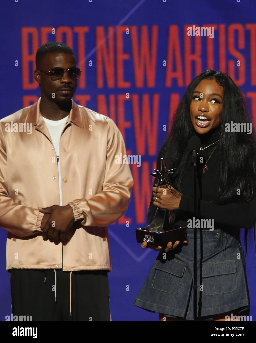 Solana imani rowe hi-res stock photography and images - Alamy