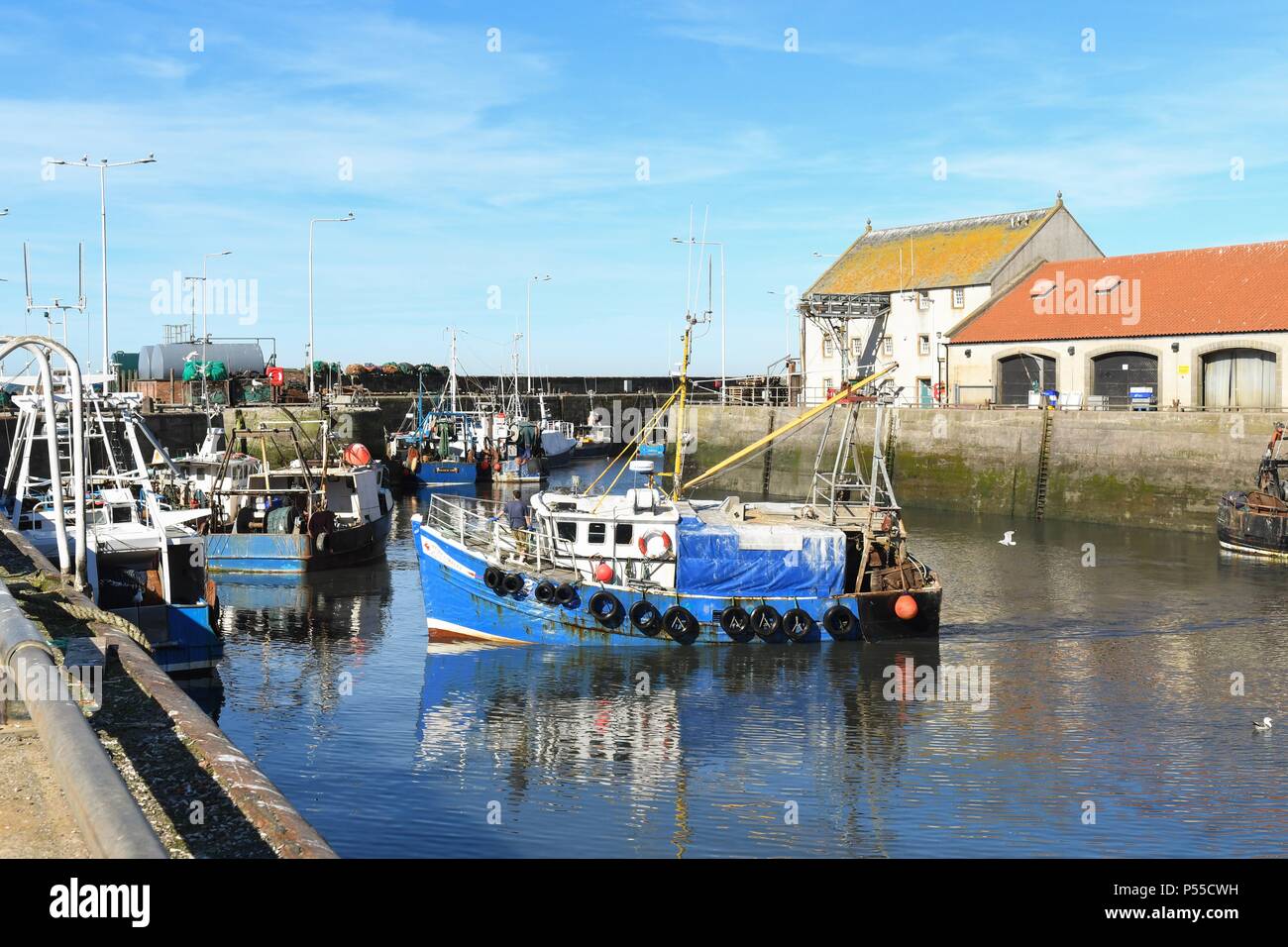 Pittenweem fishermen hi-res stock photography and images - Alamy