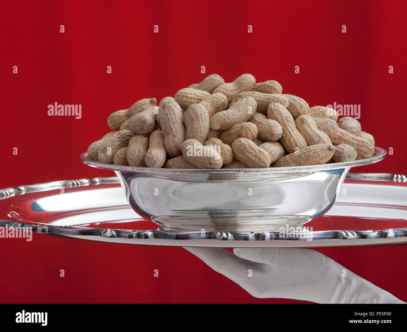 Serving of peanuts hi-res stock photography and images - Alamy